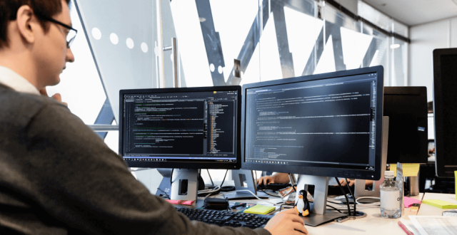 微软 CBL-Mariner的Linux 发行版 Azure Linux 现已上线_腾讯新闻