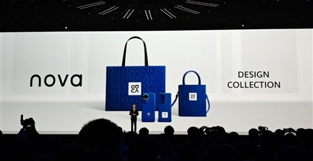 4699元！华为nova 12 Pro心钥套装公布：男女都无法抗拒_腾讯新闻