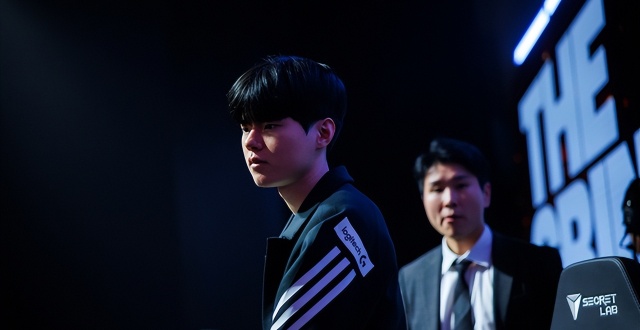 S13瑞士轮第四轮：LNG大战KT，双C兜底，Scout成关键先生！_腾讯新闻