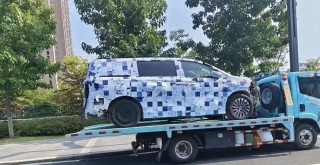 有可能叫“唐MAX” 比亚迪全新MPV谍照曝光 大概率上DM5.0_腾讯新闻