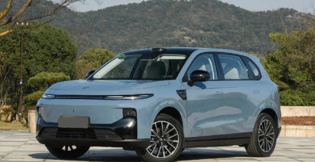 A级纯电SUV，9.98万起售，零跑B10在售五款如何选_腾讯新闻