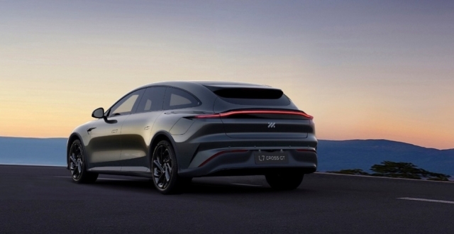 竞争极氪001、腾势N7，智己L7猎装版也要来了？_腾讯新闻