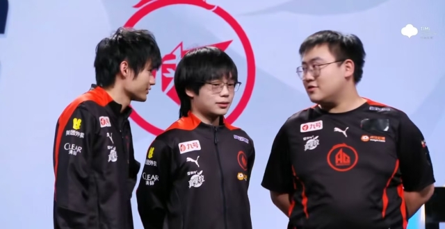 AG4-1RW：终于舍弃“宝石流”打法，挺入决赛，有望复仇KSG夺冠！_腾讯新闻