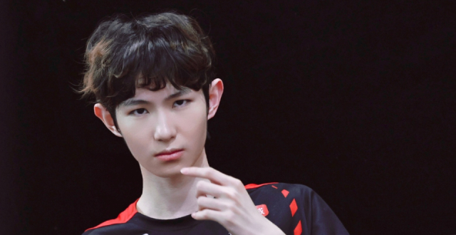 AG能否击败eStar会师DRG？一诺和未央给出回应，骚白的点评很大胆_腾讯新闻