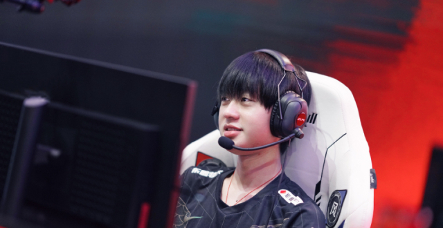 Uzi爆料Ming一辈子别想打比赛！被RNG卡没职业生涯_腾讯新闻