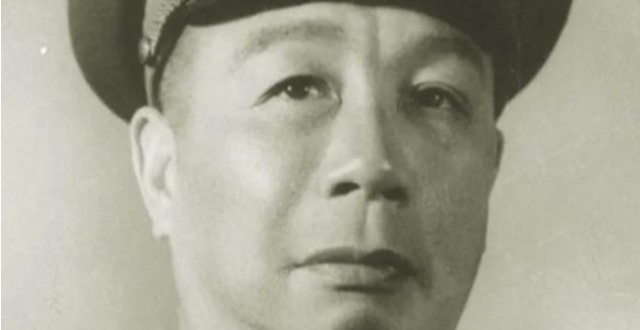 陈士榘：担任工程兵司令员23年的开国上将，淮海战役后期曾代粟裕全权指挥，毛主席戏称和他是一个“山头”的_腾讯新闻