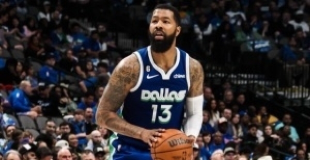 官宣！独行侠官方：球队正式签下马基夫-莫里斯_腾讯新闻