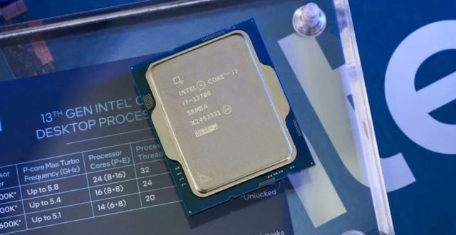 Intel酷睿i7-13700处理器评测：性能不比带K的差多少_腾讯新闻