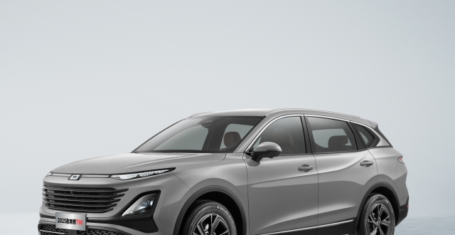 9月底上市，更具竞争力的品质舒享SUV？2025款奔腾T90抢先解读_腾讯新闻
