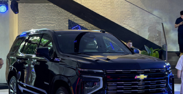 这才是男人车，高大威猛SUV上市！2.7T+2把锁+7座，平价销售_腾讯新闻