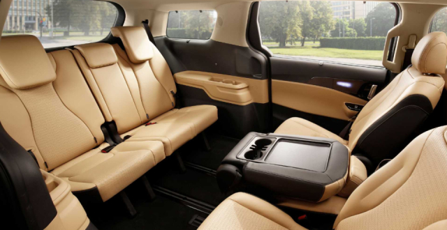 理想首款MPV正式亮相，命名为“MEGA”，续航超1000km！_腾讯新闻