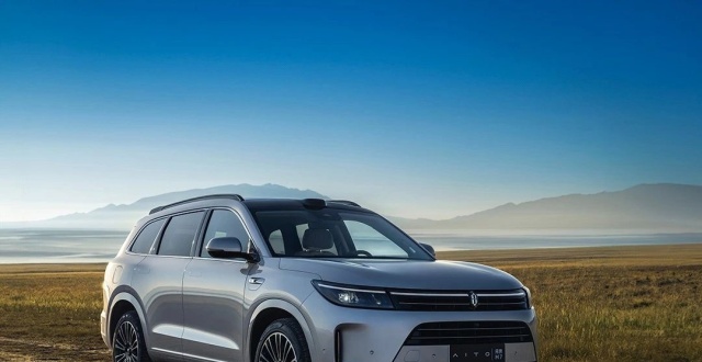 AITO 问界系列车型迎 OTA 升级：ADS 新增智驾意图显示_腾讯新闻