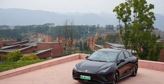 打动人的不只是性价比，试驾合创A06 630C_腾讯新闻