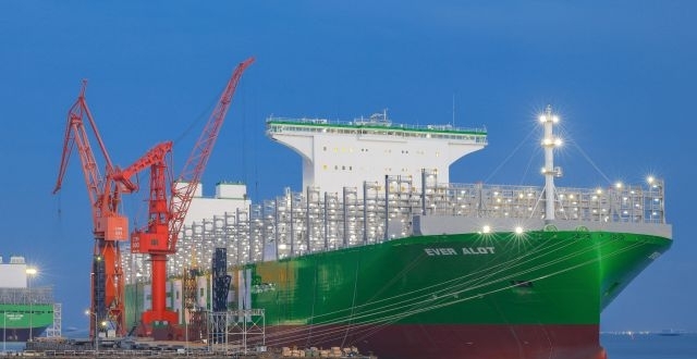 中国船舶上海3大船企累计订单超200艘，交船期排至2028年_腾讯新闻