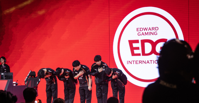 知情人爆料EDG不摆烂，下赛季签Chovy组银河战舰，Meiko也回归_腾讯新闻