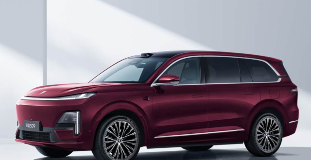 综合补贴后到手价20.49万起！大六座SUV深蓝S09来搅局_腾讯新闻