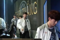 阿水再战Faker，回顾经典之iG把T1打成1557_腾讯新闻