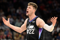 NBA常规赛：开拓者126-133爵士丨【球星】菲利波夫斯基vs开拓者集锦 轰下30+18的大号两双率队翻盘_腾讯新闻