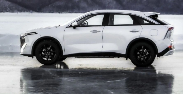 奥迪Q5同级，9.98万起配十佳发动机，7座布5L油耗，终身质保！还看锋兰达？_腾讯新闻