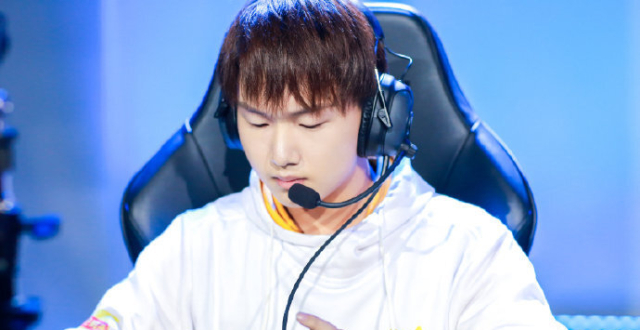 KPL：fly归来就首发，小将归期昙花一现，五杀关羽也要给FMVP让位_腾讯新闻