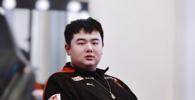 AG四人拿到MVP，仅“安天帝”颗粒无收，Bao不该把宝压在他身上_腾讯新闻