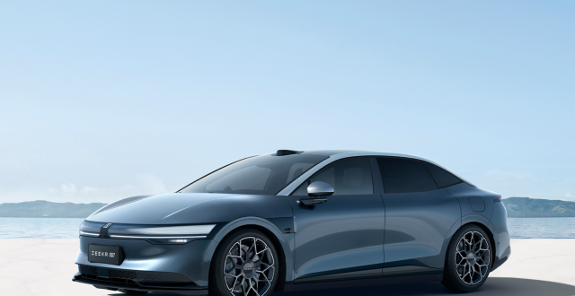 国货之光：小鹏P7i和极氪007怎么选？_腾讯新闻