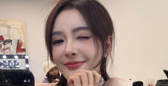 Rita cos敖润颜值高，网友却拿出风女黑照，这才是真实颜值_腾讯新闻