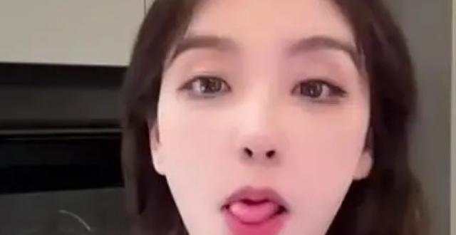 “LPL解说Rita公开择偶标准”火了，不喜欢体育生，线下可以互动_腾讯新闻