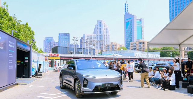 一季度亏损降低超5%，李斌的省钱大法，已经开始生效了？_腾讯新闻