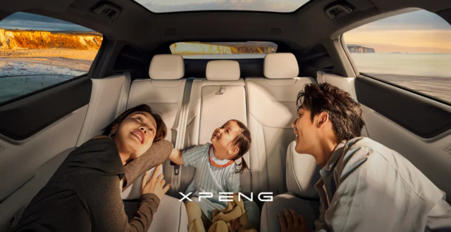 2025款小鹏G6 17.68万起：明争特斯拉，暗斗比亚迪_腾讯新闻