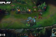 帅气！Xun皇子预判EQ闪击杀Peyz月男，S13淘汰赛精彩操作_腾讯新闻