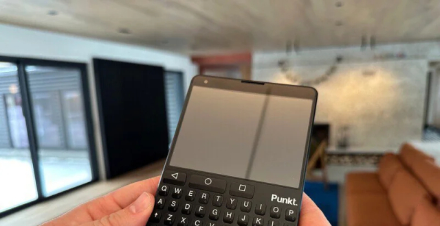搭载 AphyOS 系统，消息称 Punkt 将推出配 QWERTY 键盘的手机_腾讯新闻