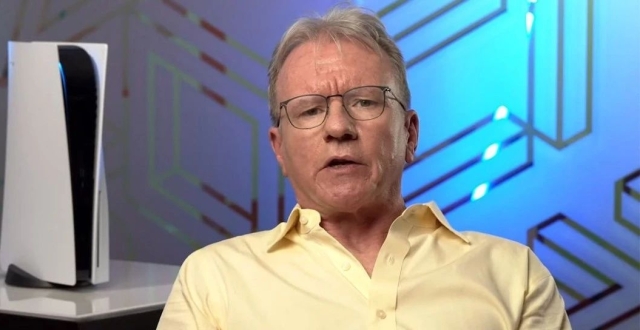 索尼CEO吉姆退休获赠初代风格定制PS5，“内鬼”三十年骚操作盘点_腾讯新闻