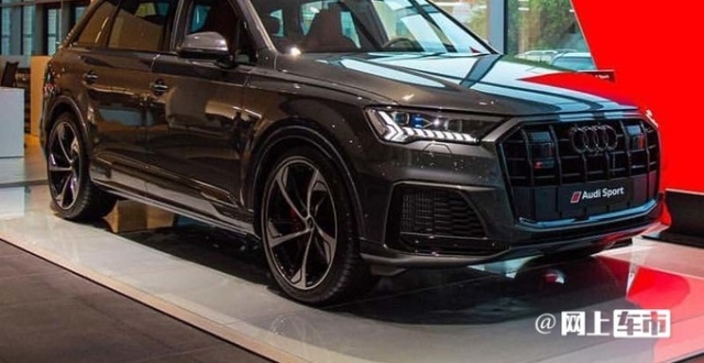 奥迪4S店：Q7高性能12月交付！搭4.0T V8发动机，价格接受吗_腾讯新闻