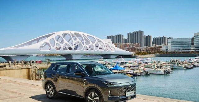 新款CS55PLUS来袭，低至6.79万，百公里油耗5L_腾讯新闻