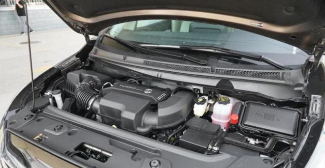 别克GL8陆上公务舱钜惠延期 限时19.79万起/舒适型限量888台_腾讯新闻