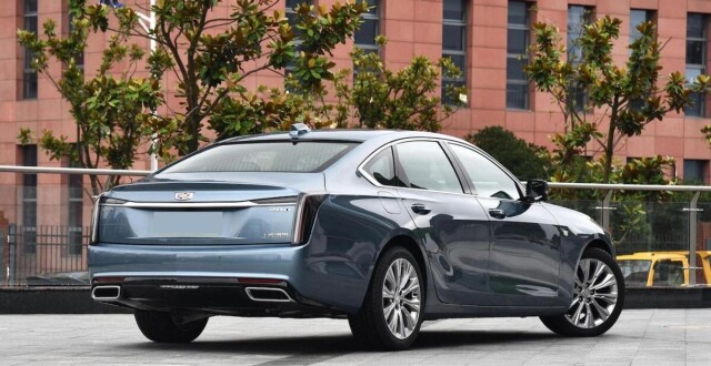 38万预算买豪华轿车，选凯迪拉克CT6，还是沃尔沃S90更合适？_腾讯新闻