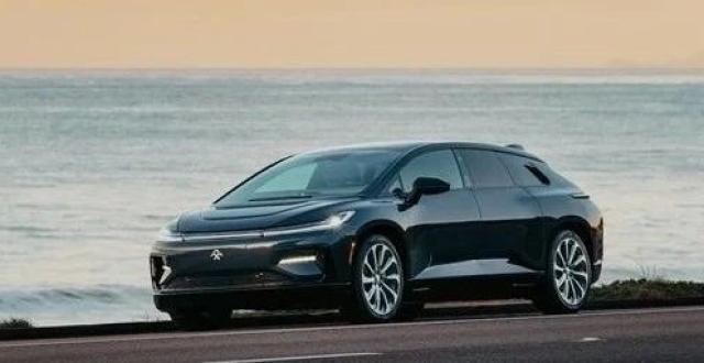 博主陈震同学赴美试驾法拉第FF91，称基本没啥优点_腾讯新闻