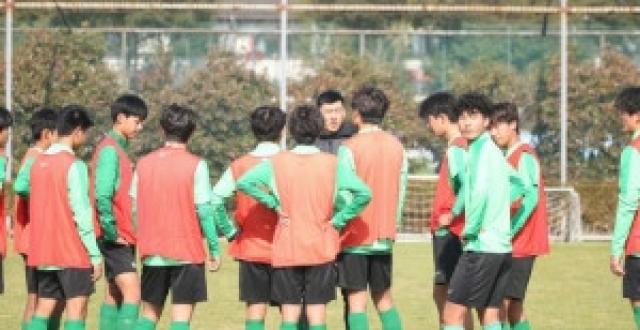 浙江U18、U16两队已前往日本横滨和琦玉，进行为期约10天的拉练_腾讯新闻