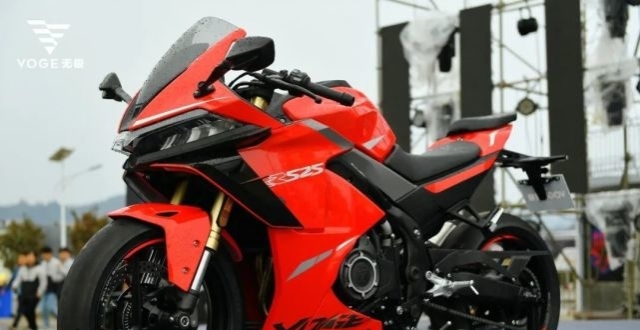 33980元，VOGE RR525上市；神秘新车同场亮相_腾讯新闻