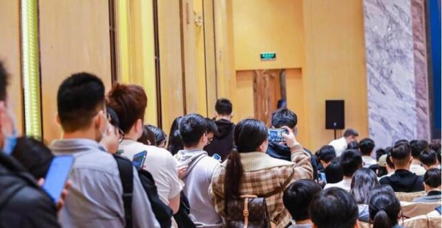 阿里巴巴国际站将上线半托管业务 瞄准内贸商家出海_腾讯新闻