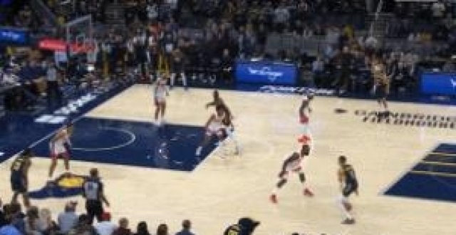 Hali Show！哈利伯顿单打火箭老格林命中关键球 对着狄龙一顿输出_腾讯新闻