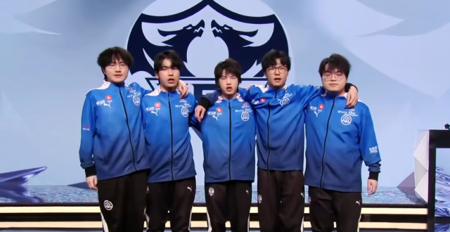 16日KPL：estar稳坐B组头名，清清转型首战惨败，Fly杀疯了_腾讯新闻