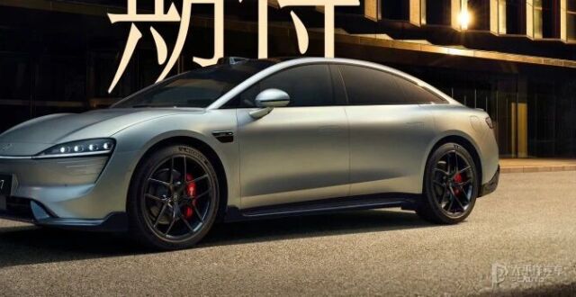 上市15天，大定突破21000台！新款智界S7/R7的魅力何在？_腾讯新闻