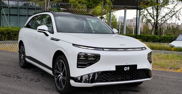 小鹏首款增程SUV曝光，车身比G9大，降6万平替问界M7？_腾讯新闻