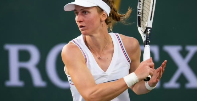 第25次跻身WTA1000赛八强！萨巴伦卡2-0轻松取胜，晋级IW八强_腾讯新闻