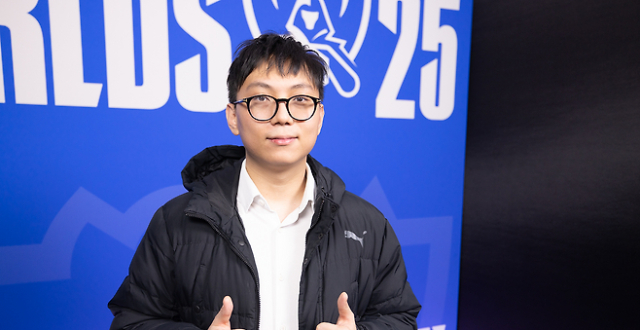 VKS教练：BLG比我们强，但英雄联盟是五个人玩的_腾讯新闻