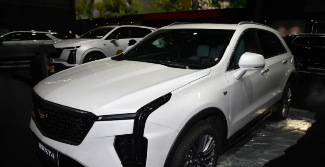 新凯迪拉克XT4:价格看齐比亚迪宋PLUS,性能对标宝马X1,四驱被减配_腾讯新闻