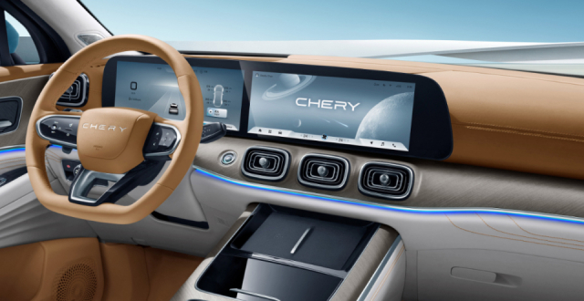 这款SUV搭载2.0T＋8AT，标配8155，15.29万起售_腾讯新闻