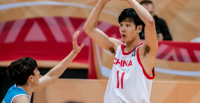 张博源12分钟9中7轰22分！U18中国男篮36分狂胜哈萨克斯坦_腾讯新闻